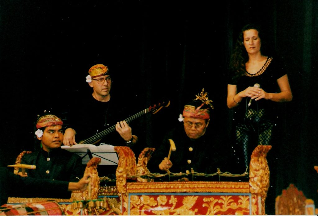 23+ Musique Balinaise Gamelan, Motif Top!